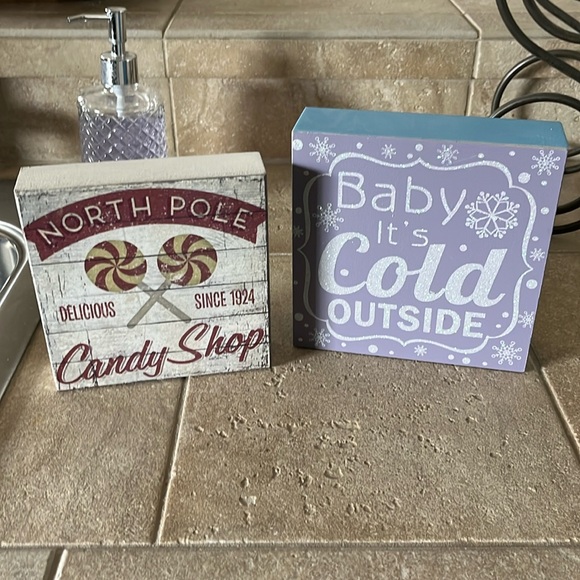 Accents | Holiday Plaques | Poshmark